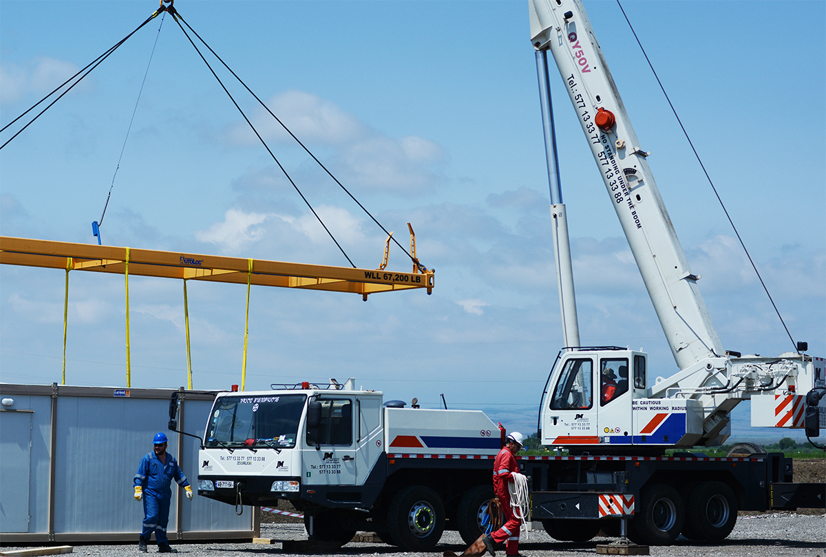 Mobile Cranes | JM Company